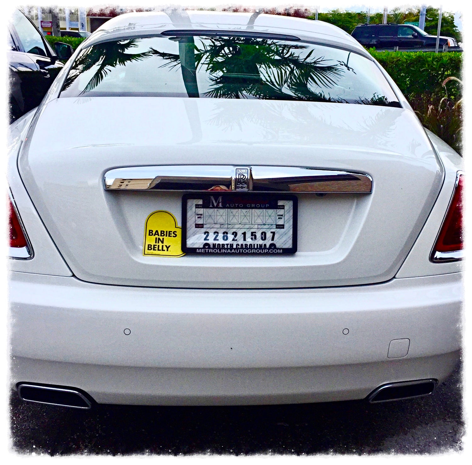 Welcome to Baby in Belly ®! Car Safety Magnets; Baby Shower Gifts